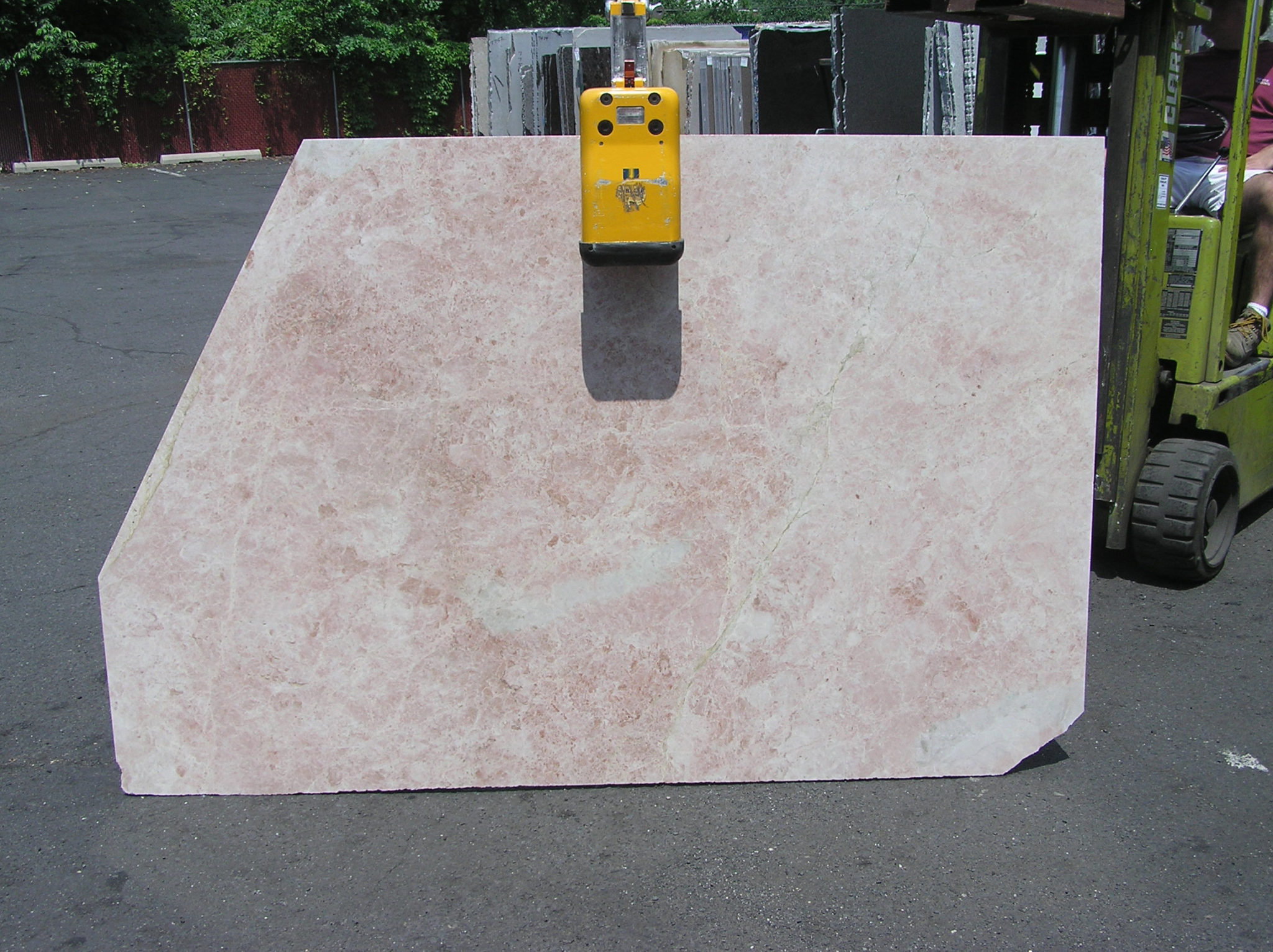 Desert Pink 7897 2cm Polished 63±X65± - Dente Trading